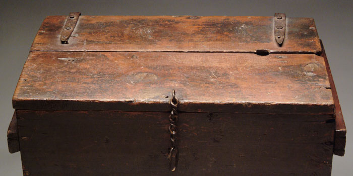 CONFEDERATE ARTILLERY CRATE.