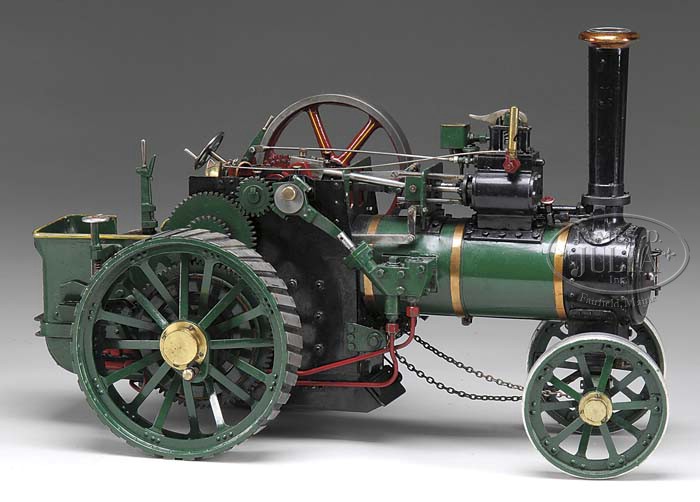 SUPERB AND WELL-EXECUTED MODEL OF A WORKING LIVE-STEAM TRACTION ENGINE.