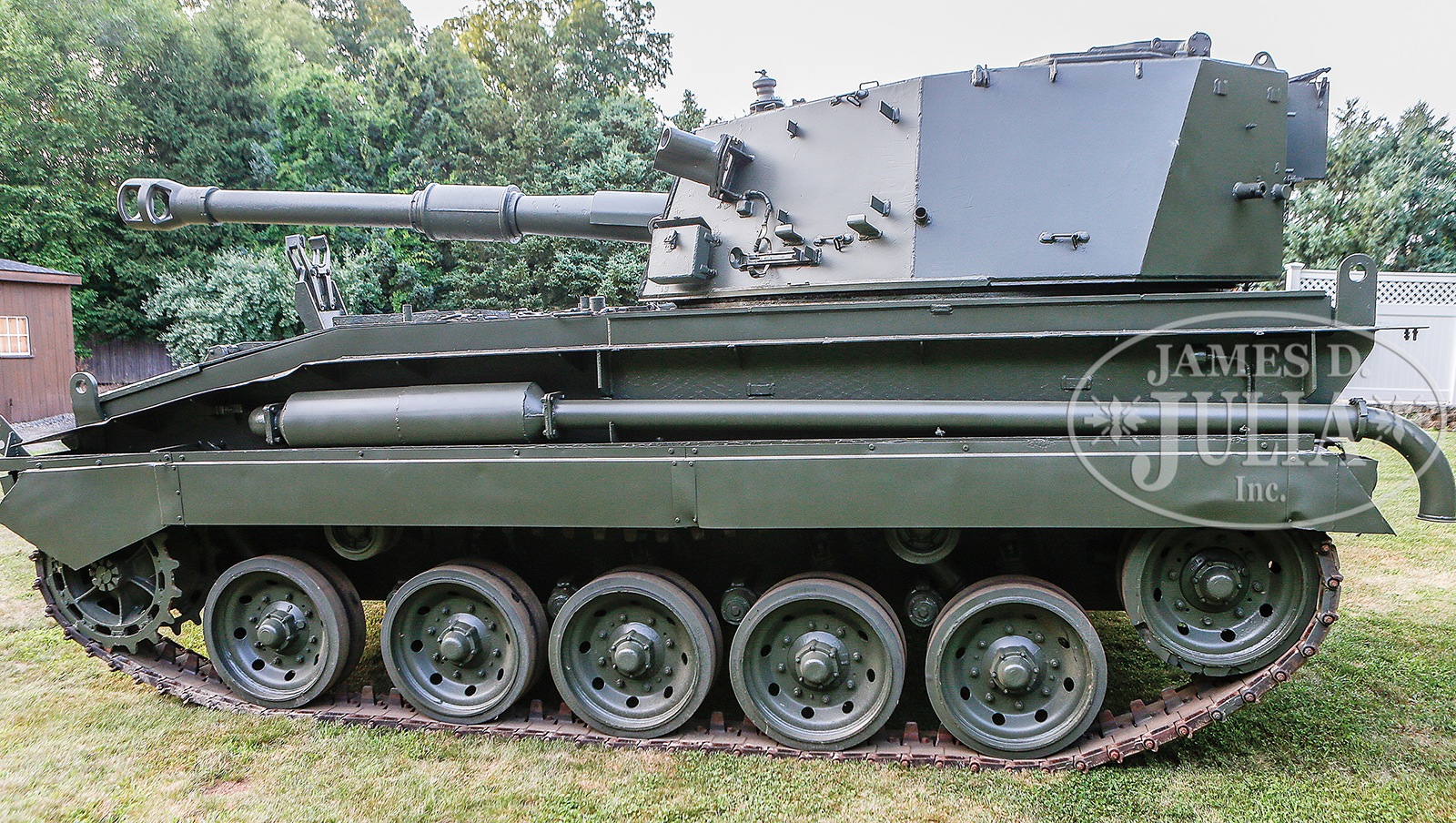 RECENTLY PAINTED AND POPULAR BRITISH ABBOT MODEL FV433 105MM SELF ...